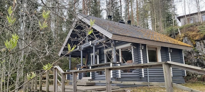 Kalastusmökki Pirttilahden Rannalla - Pohjois-Karjala