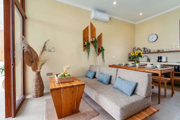 Private 1br Villa | Work-ready & Quiet - Bali