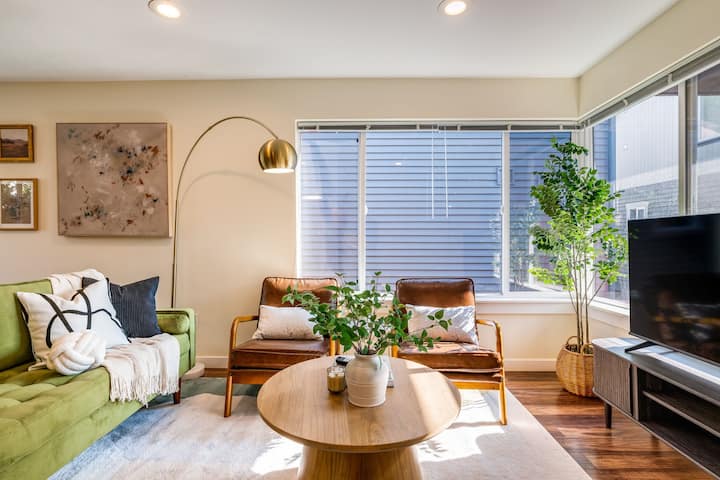Family | King Beds | In-unit Laundry | Mins To Dt - Lake Washington, Seattle