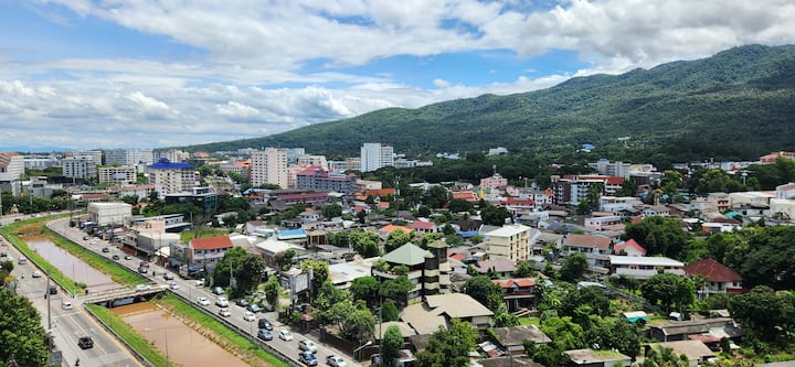 Corner Penthouse, Amazing Views, 2 King Bed 2 Bath - Chiang Mai