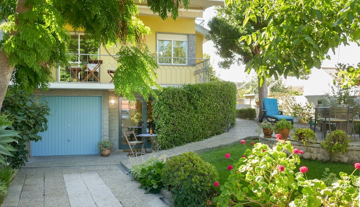 Cosy Apartment With Garden In Quiet Neighbourhood - Estoril