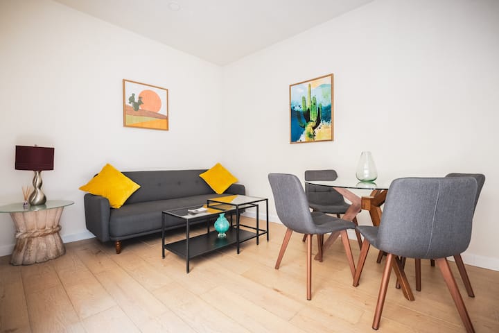 Sunny Private Patio Great Location Roma Sur 2br - Mexico City