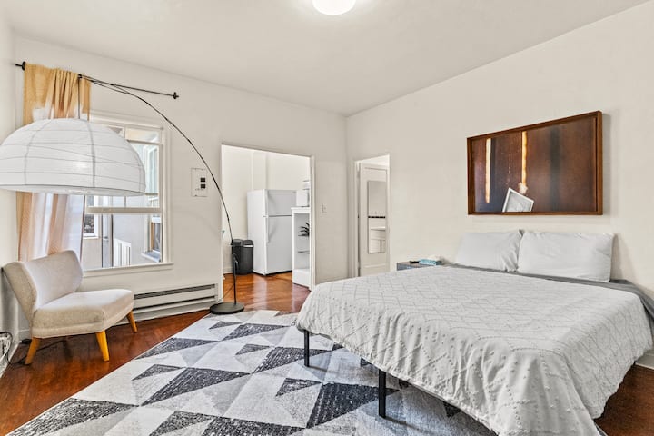 Berkeley Apartment - New Listing - Berkeley, CA