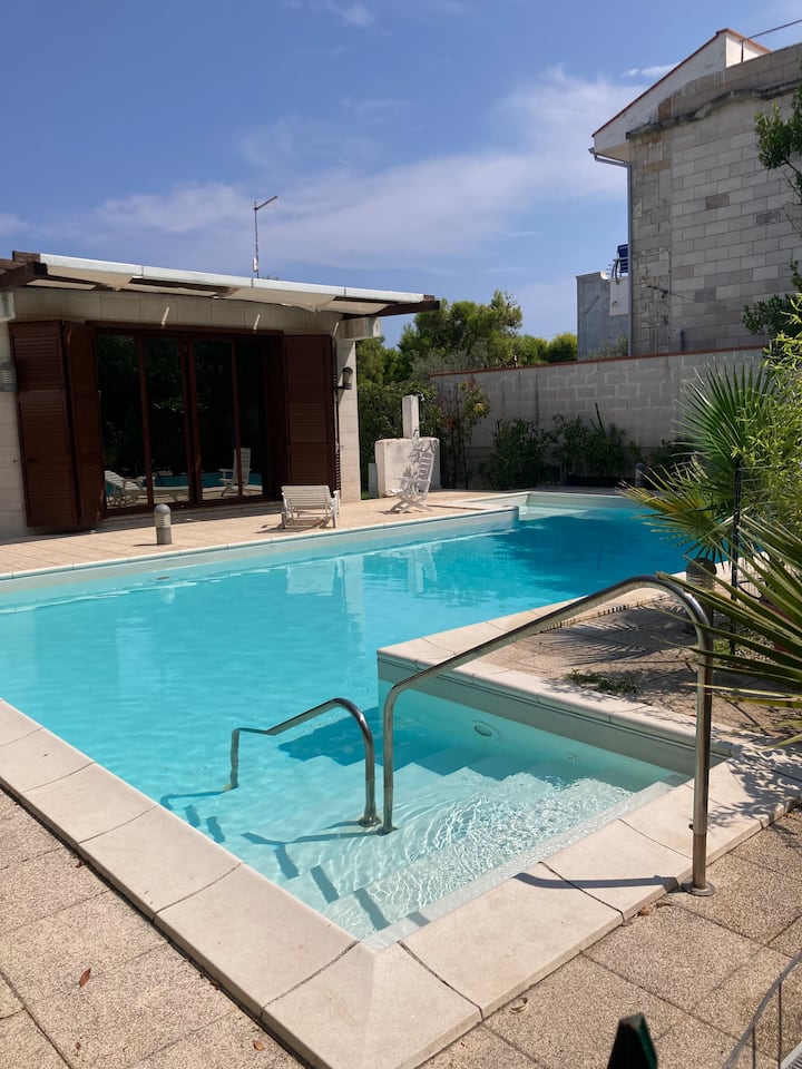 Villa Con Piscina Privata - Molfetta