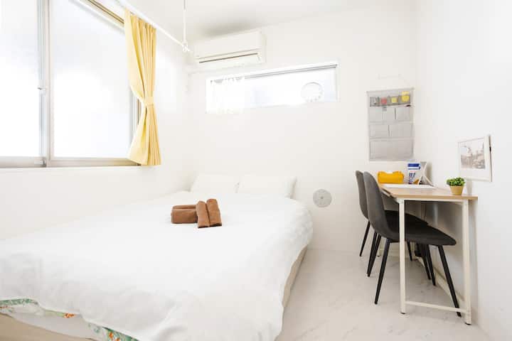 Ikebukuro/2guests/3stations/anime,harrypotte/donqu - Tokyo