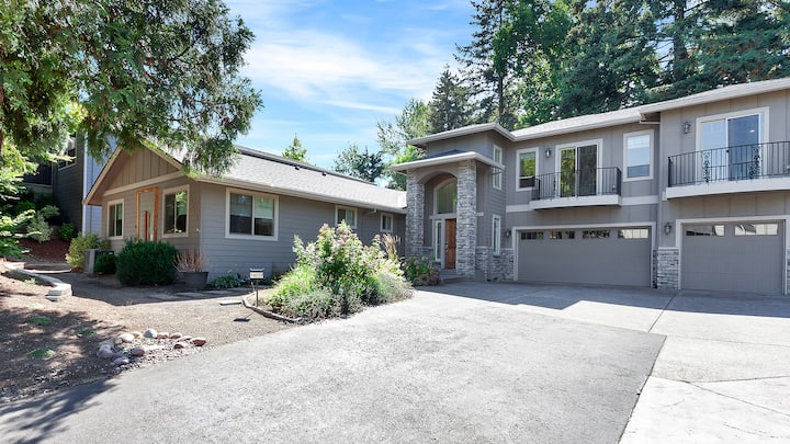 Spacious 5 Bdr Perfect For Long Stays Pets Welcome - Tigard, OR
