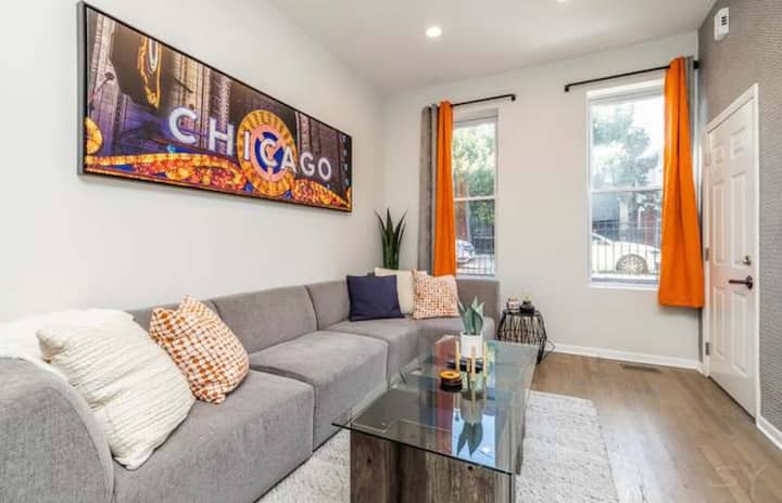 2br Unit W 1 Garage Parking|wicker Park Nightlife - Chicago, IL