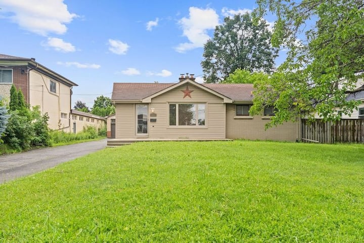 Hamilton~2bedrooms~4beds~2baths~games - Hamilton