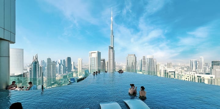 Highest Infinity Pool | Burj Khalifa View | Gym - Dubaï