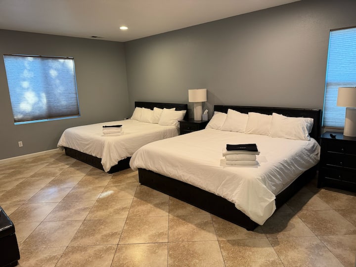 Spacious So-cal Retreat (3,000 Sqft) - Murrieta, CA