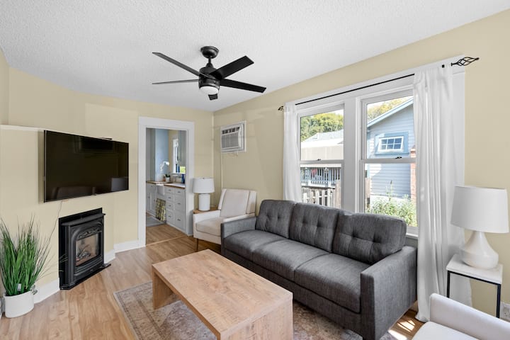 Cottage Near Cal Poly & Downtown - San Luis Obispo, CA