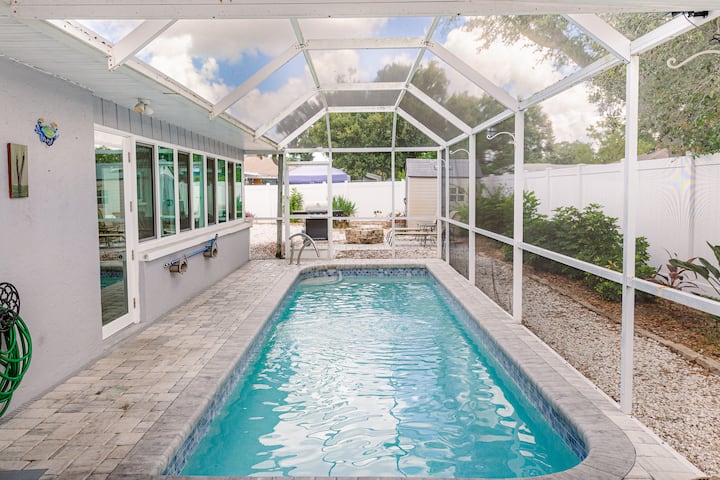 Heated Pool - 3 Br/2ba - Close To Img & Beaches - Anna Maria Island, FL