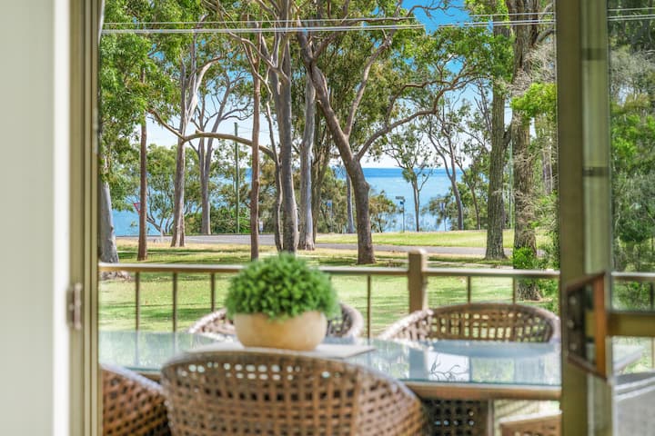 Sunsets On Spence - Hervey Bay