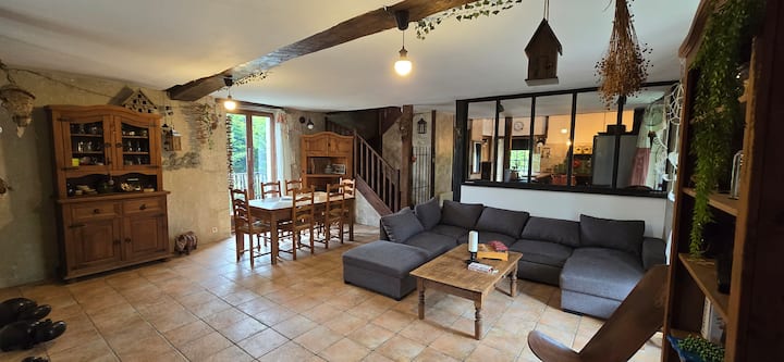 Nouveau Gîte, Maison De Campagne - Touraine