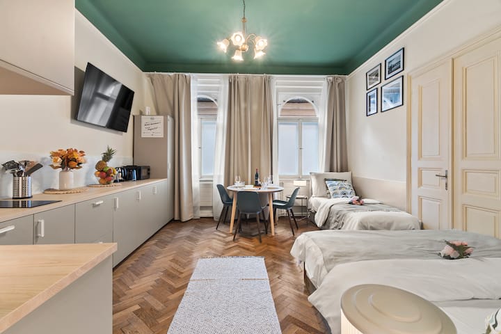 Apt 6 In Heart Center Of Prague By Michal&friends - Prague