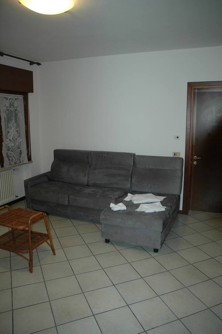 Malcesine Apartment 2 Bedrooms 8 P. - Monte Baldo