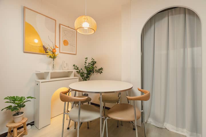 무료짐보관)망원역 도보4분 합법숙소/망원시장 2분/홍대용산 15분/2룸 침대2개/올리모델링 - Seoul