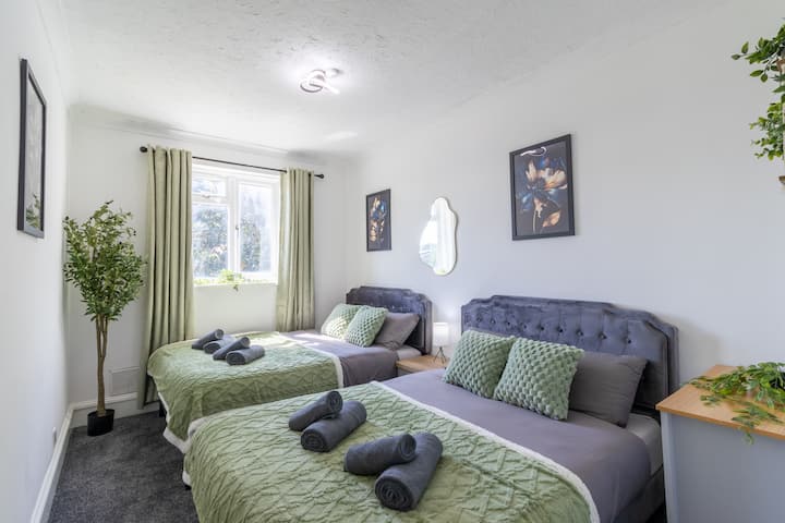 Open Mind Property - 6 Beds & Free Parking - Portsmouth