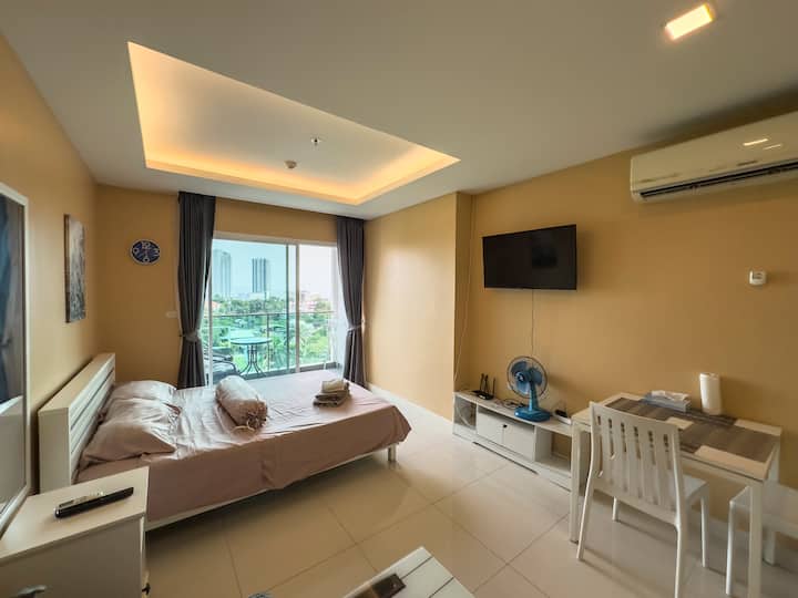 One Tower By Thaiminatorpattaya75 - Pattaya