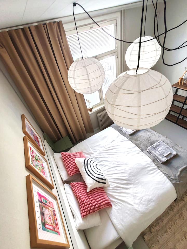 Sijainti! Valoisa Läpitalon Kaksio + Oma Parkki - Porvoo