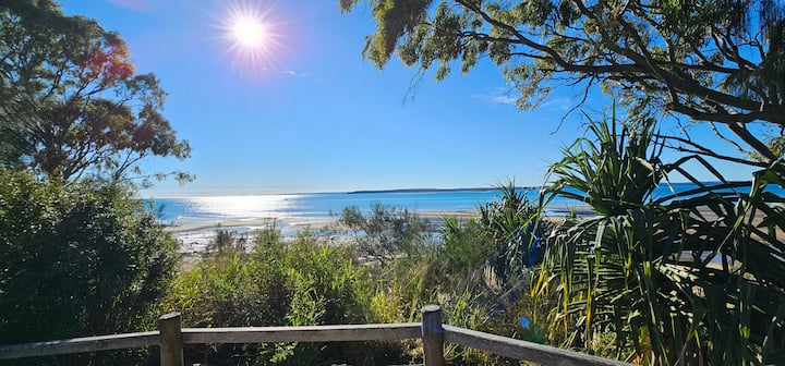 Spacious - Beach Park Playground 
Across The Rd - Hervey Bay