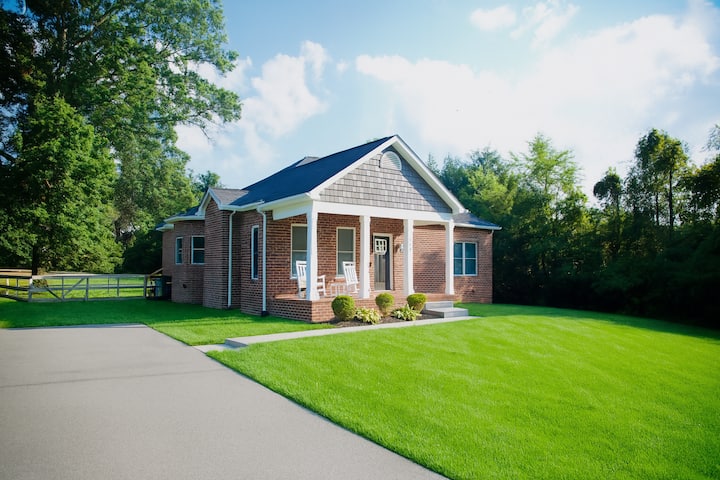 Prime Hokie Hideaway - Blacksburg, VA