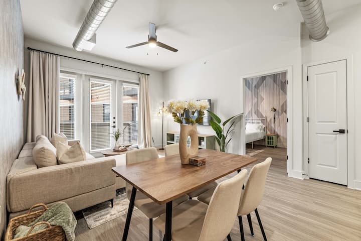 Fratres Lux 2br | Design District |  - D - Uptown - Dallas