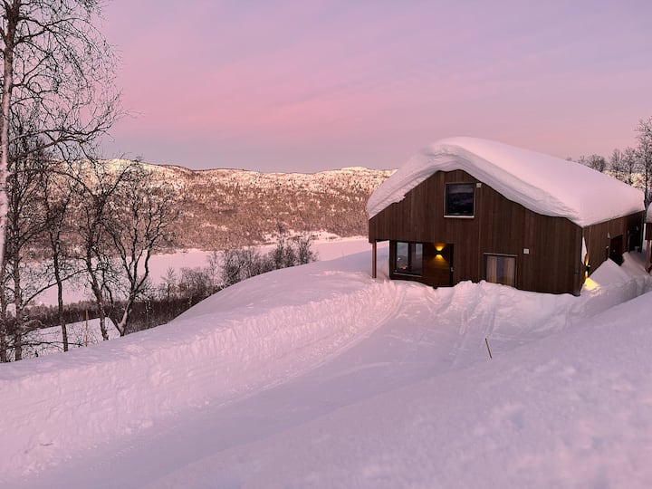 Ski In/out To Hallingskarvet Ski Resort. - Norway