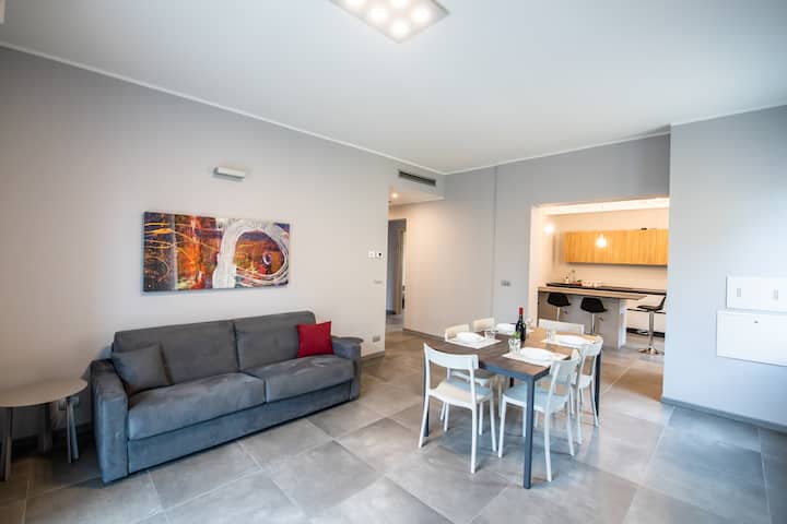 2 Camere 2 Bagni • Parking • Ospedale 350m - Parma