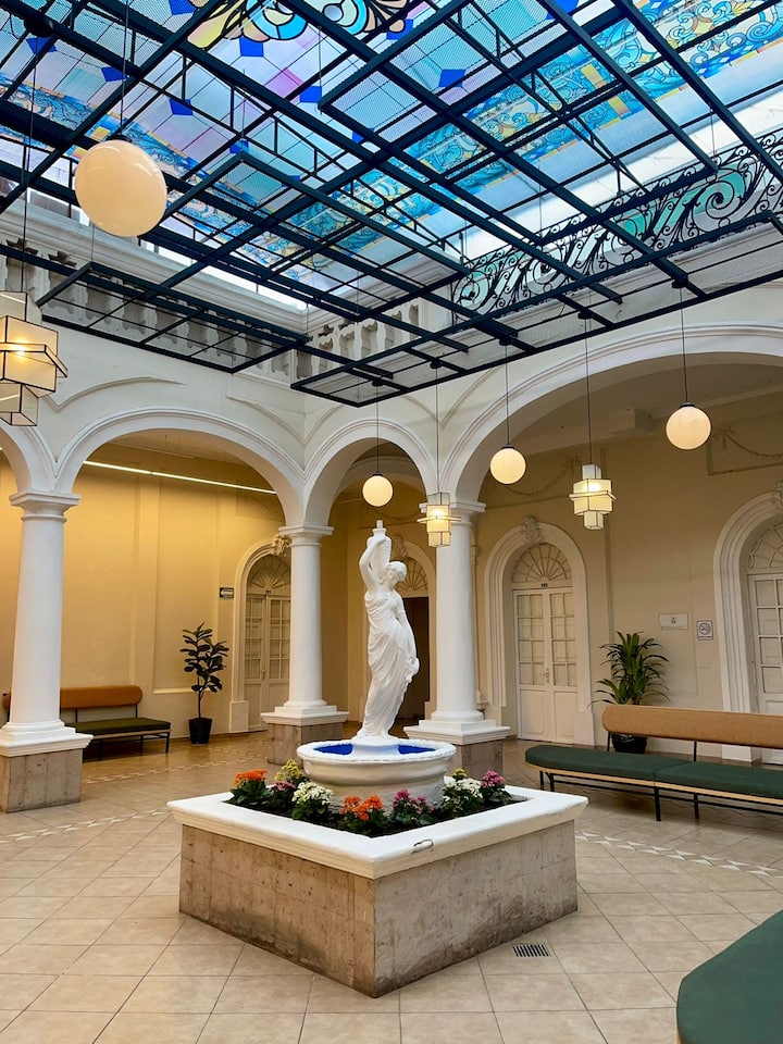 Real De Castilla Nuovo / Hab. Cuadruple Queen #104 - Mexico