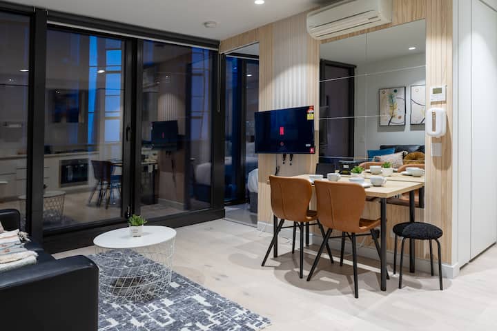 Stunning New 2 Beds Apt In Cbd! - Southern Cross Railway Station, Docklands