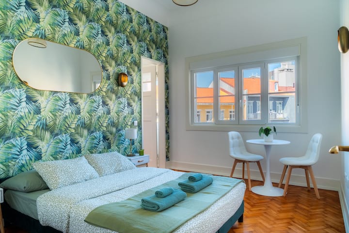 The Suite (Private Bathroom) @ City Center - Lissabon