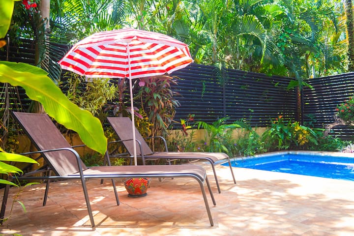 3 Minutes’ Walk From The Best Surf Beach In Area - Limon