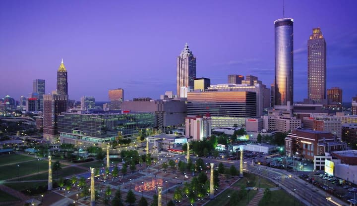 Highrise 2br1ba Downtown Retreat -Near Attractions - Atlanta, GA