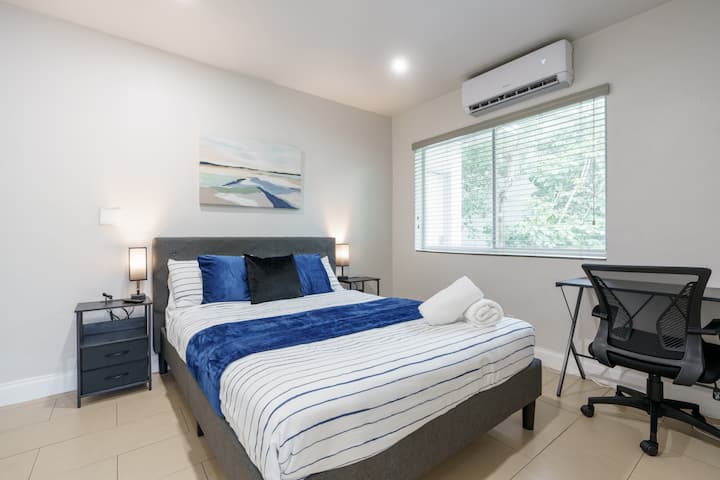 Modern & Cozy ~ 5m Beach ~ Fast Wi-fi ~ Cold Ac - Miami