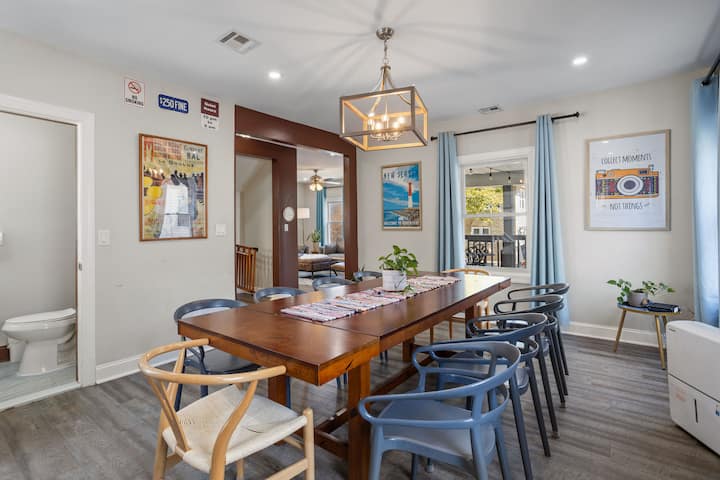 Ac Retreat 6br/2.5ba | 2 Blocks From Beach - Atlantic City, NJ