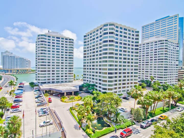 Beautiful 1 Bedroom Brickell Apartment - Miami, FL