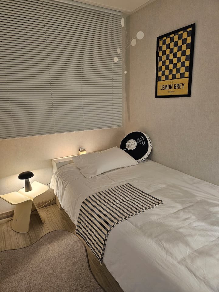 신축#고척돔콘서트#아울렛#엘리베이터#더현대서울#청결#방2개침대2개#반려견가능 - 광명3동