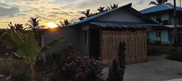 That Island Home - Dwelling In The Dweep - Havelock island (Swaraj Dweep)