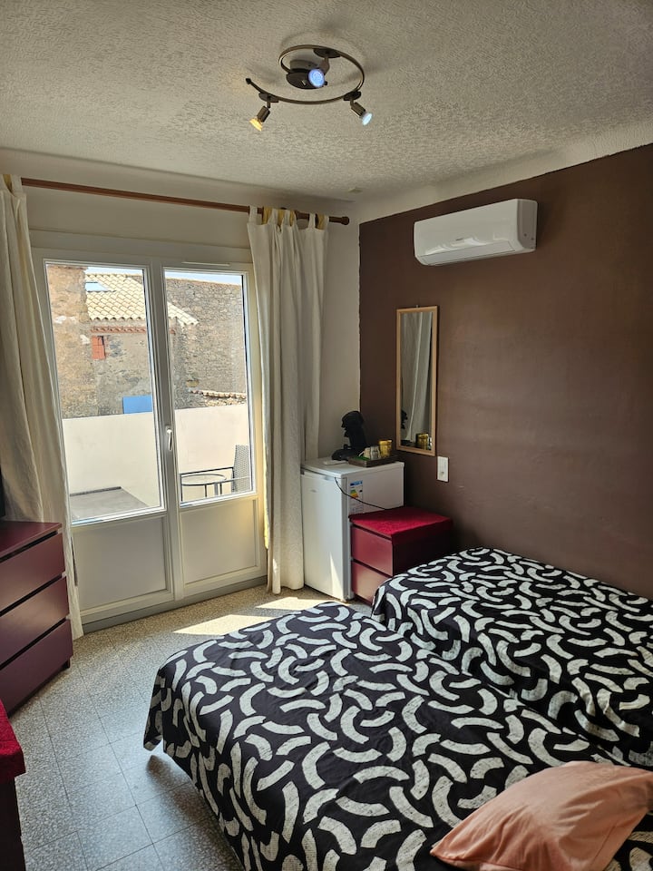 Chambre 2 Twin Avec Balcon - Lézignan-Corbières