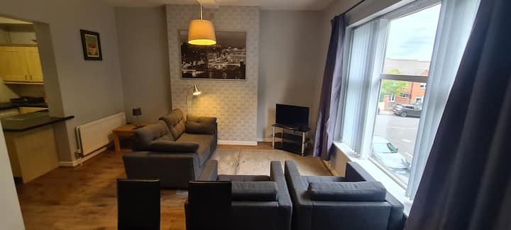 2-bed Apartment(2) | Private | Near City Centre - Belfast