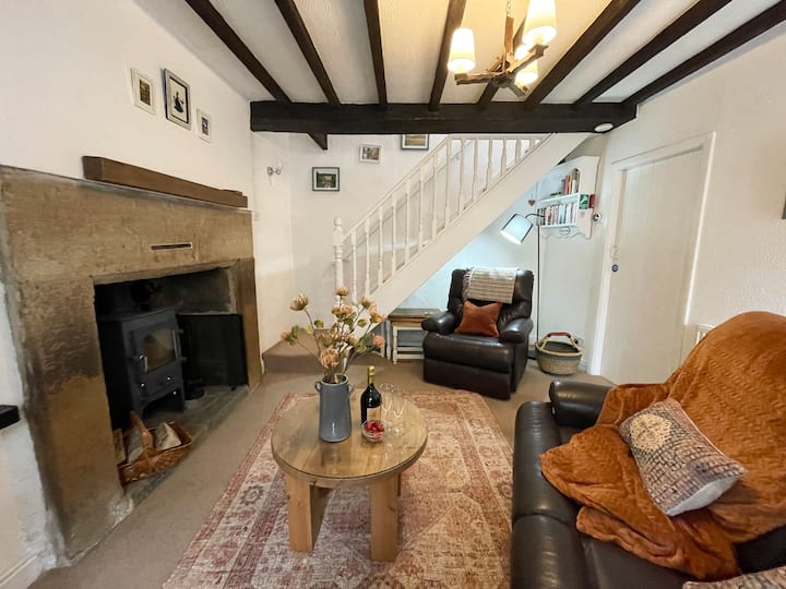 Quaint & Cosy Cottage For 3 & Furry Friend - Bakewell
