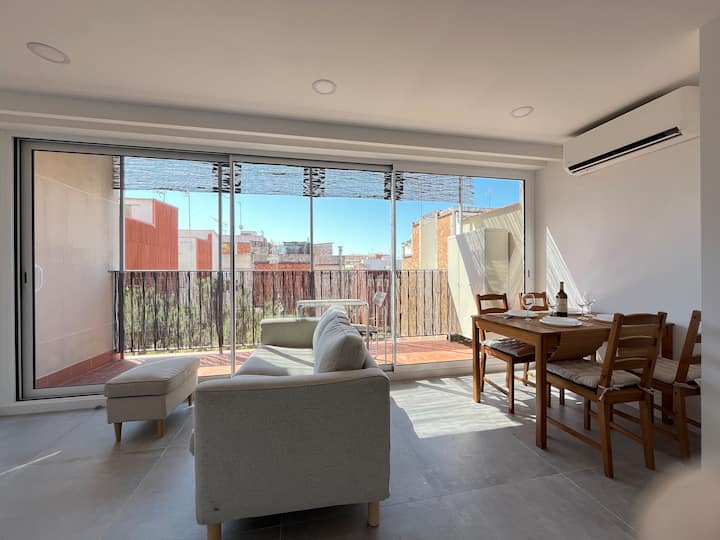 Atico 15' Fira/15' Sagrada Familia/ 22' Bcn Centro - L'Hospitalet de Llobregat