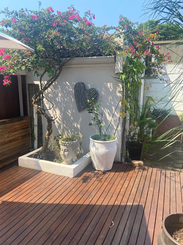 S Y M P A T I C O - Guest House 1 - Inanda