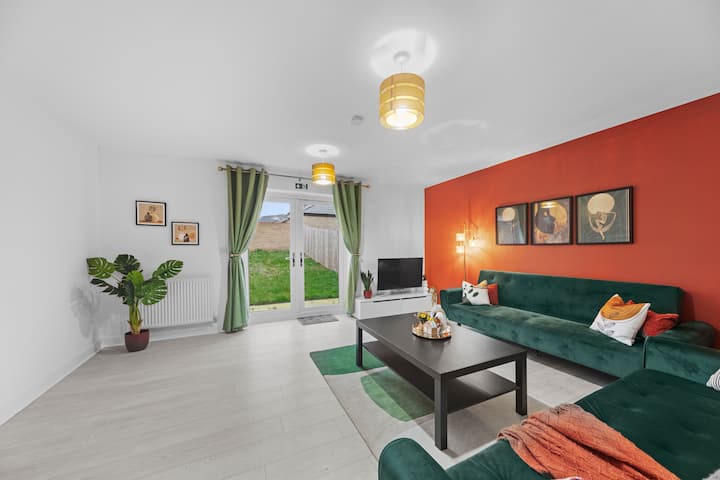 4br Leeds Home Perfect For Long Stays Free Parking - Leeds