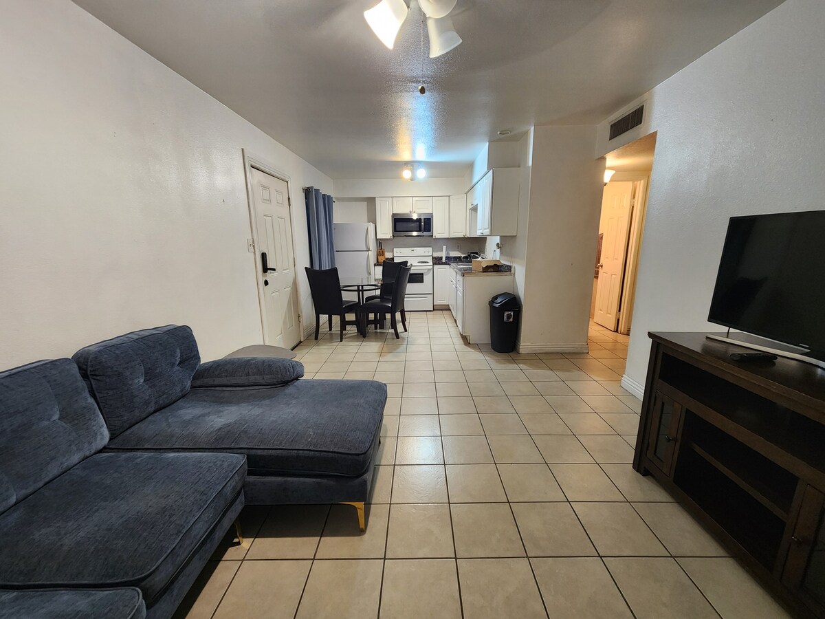 Vegas Getaway 8 minutes to the strip! - Guesthouses for Rent in Las ...