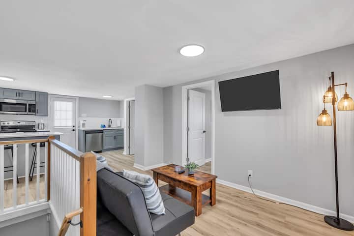Wildwood Waves - 2br Apt - Steps From Beach - Wildwood, NJ