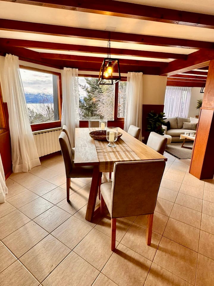 Great Location And Lake Views - Argentina