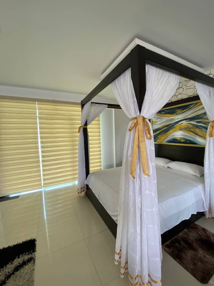 Habitación Matrimonial Amoblada - Pedernales