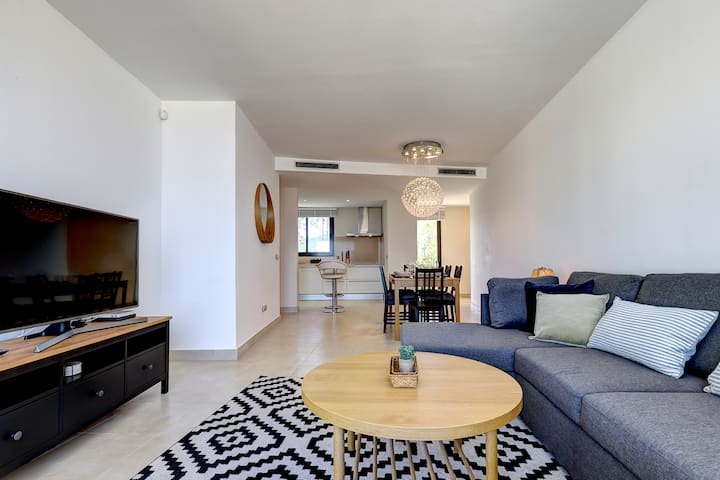 Apartment In The Exclusive Samara Resort, Marbella - Marbella